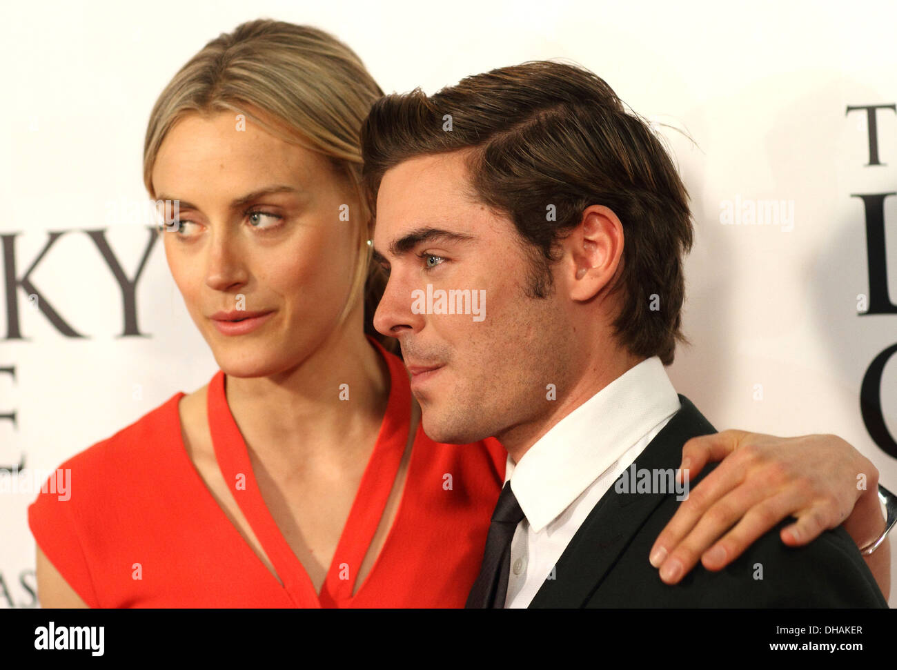 Taylor Schilling and Zac Efron Adelaide premiere of 'The Lucky One ...