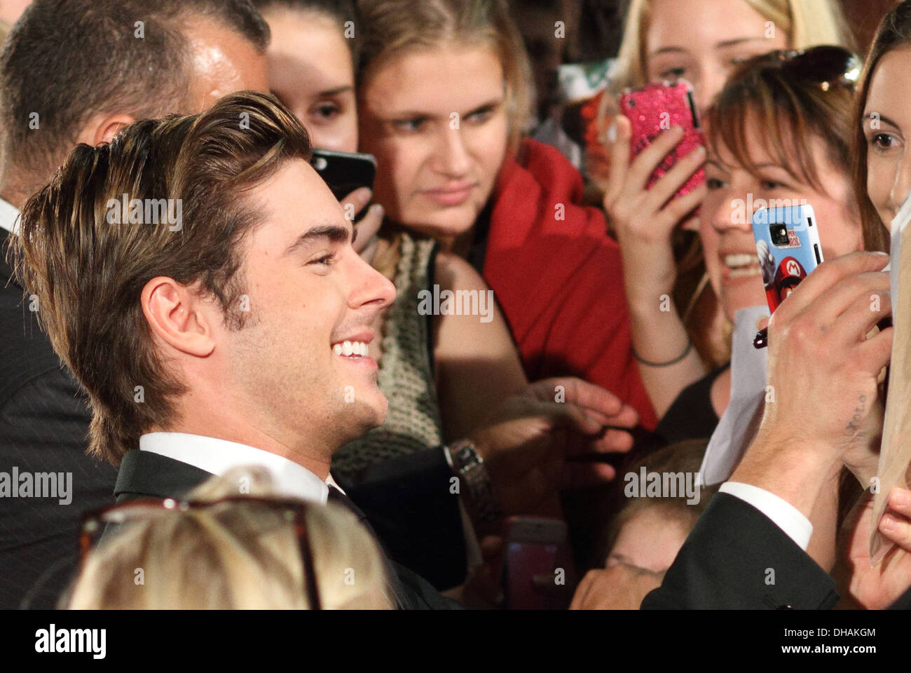Zac Efron The Adelaide premiere of 'The Lucky One' - Arrivals Adelaide ...