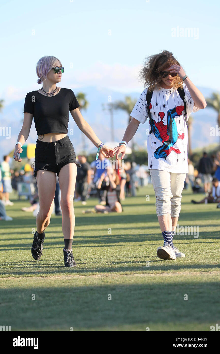 Workaholics star Blake Anderson and girlfriend Rachel Finley ...