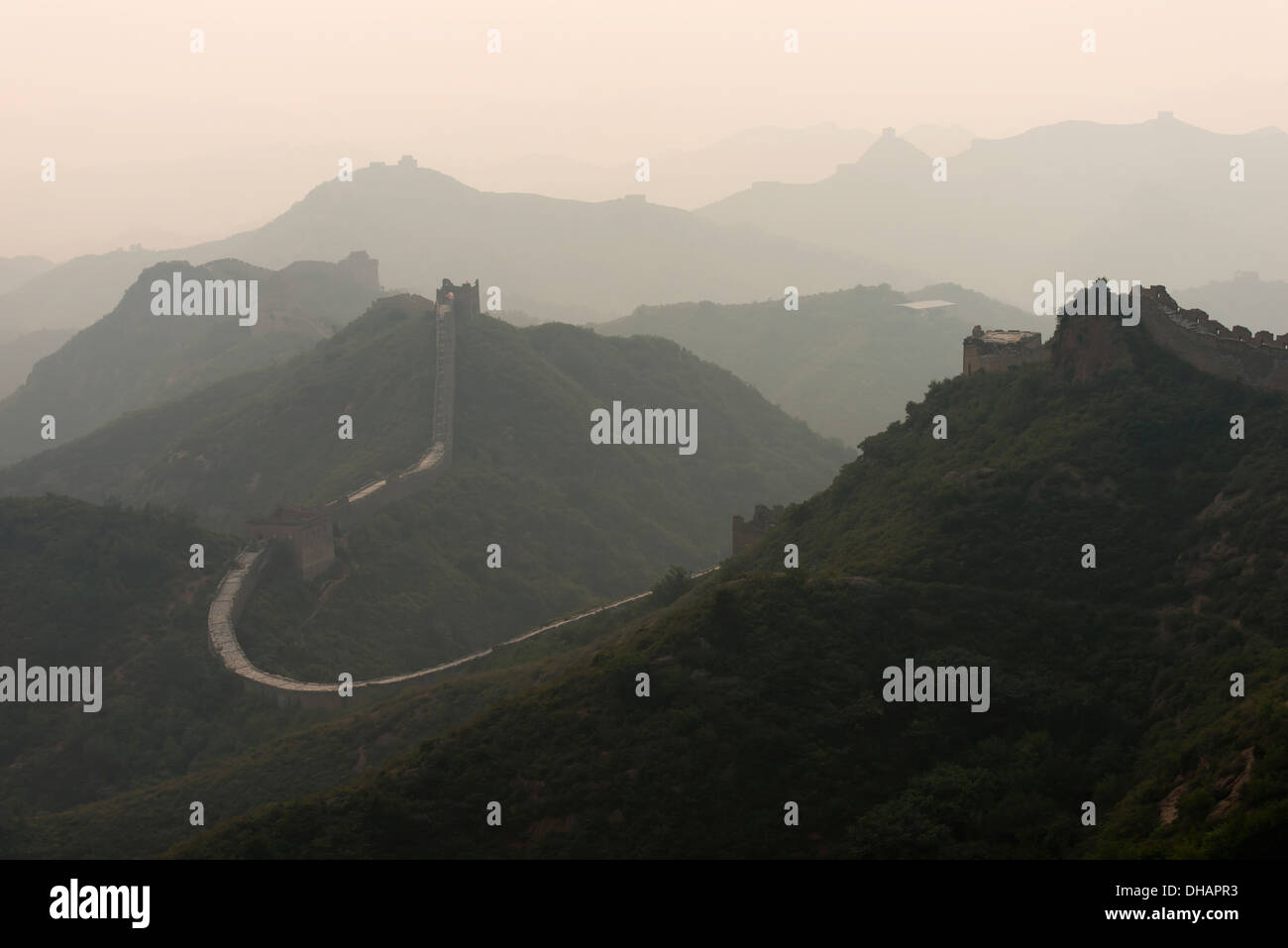 Great wall of china damage hi-res stock photography and images - Alamy