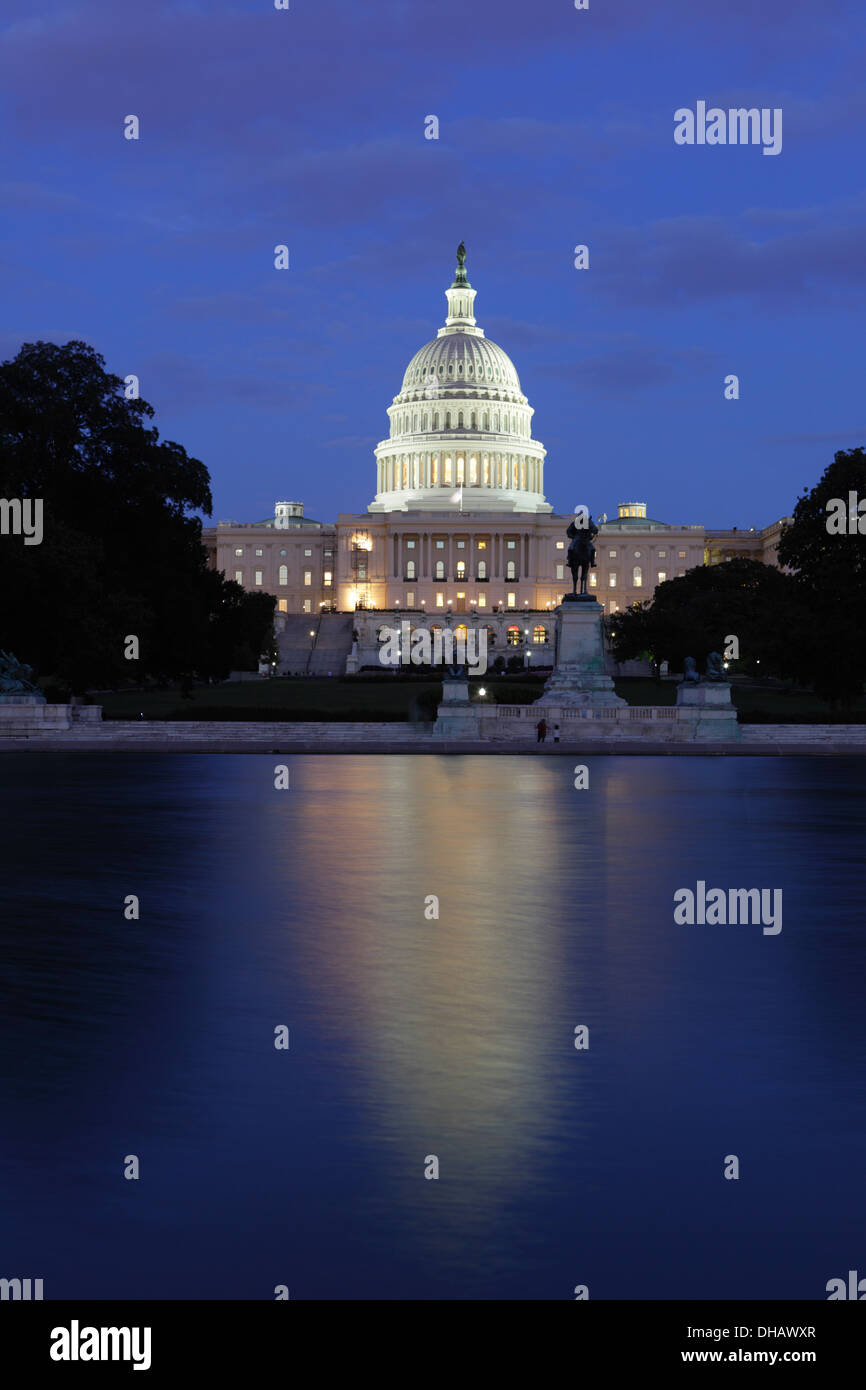 Capitol pool hi-res stock photography and images - Alamy