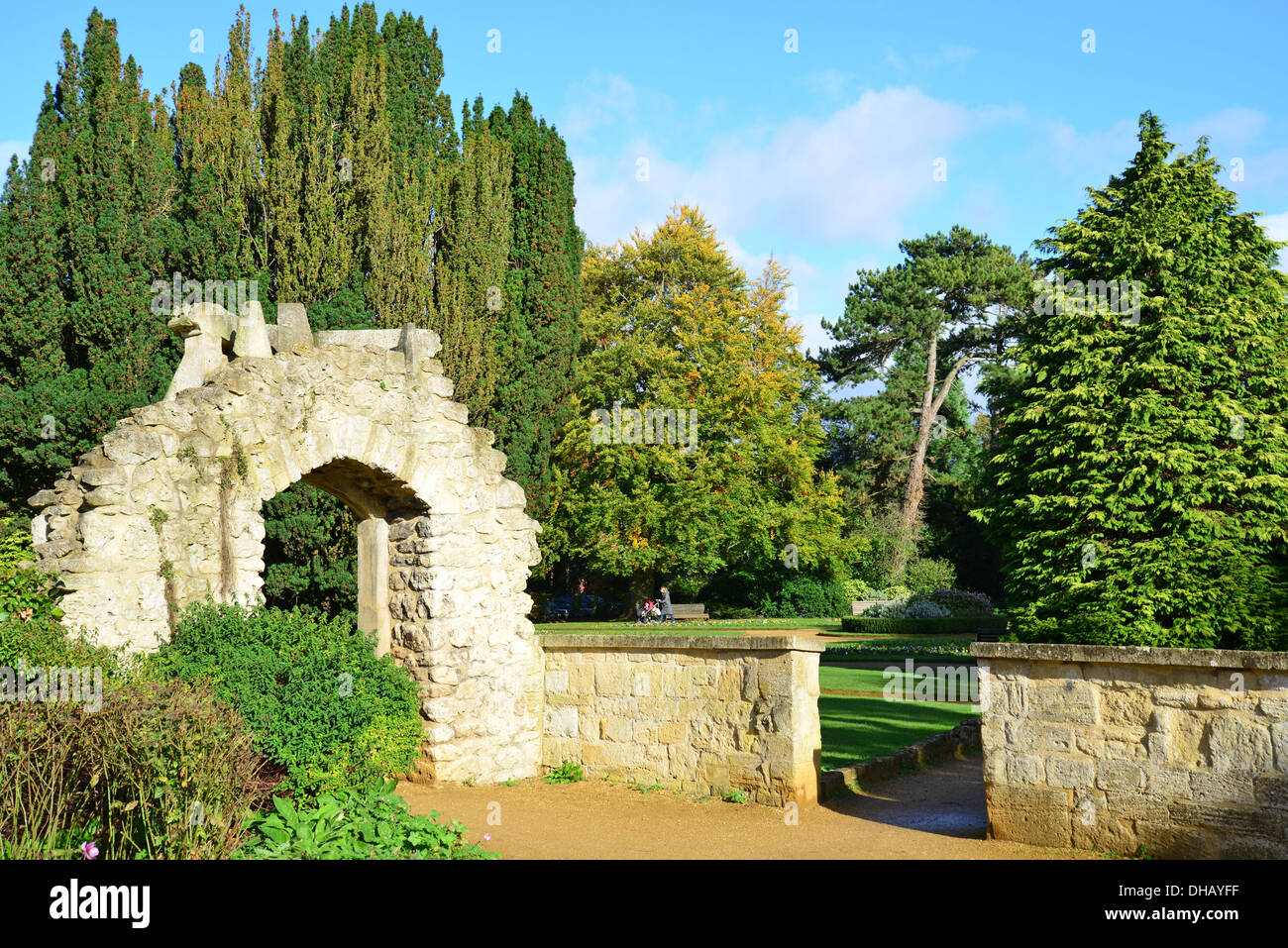 Trendell's Garden in autumn, Abbey Gardens, Abingdon-on-Thames ...