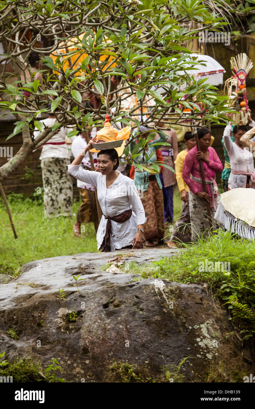 Traditional balinese ceremony Stock Photo - Alamy