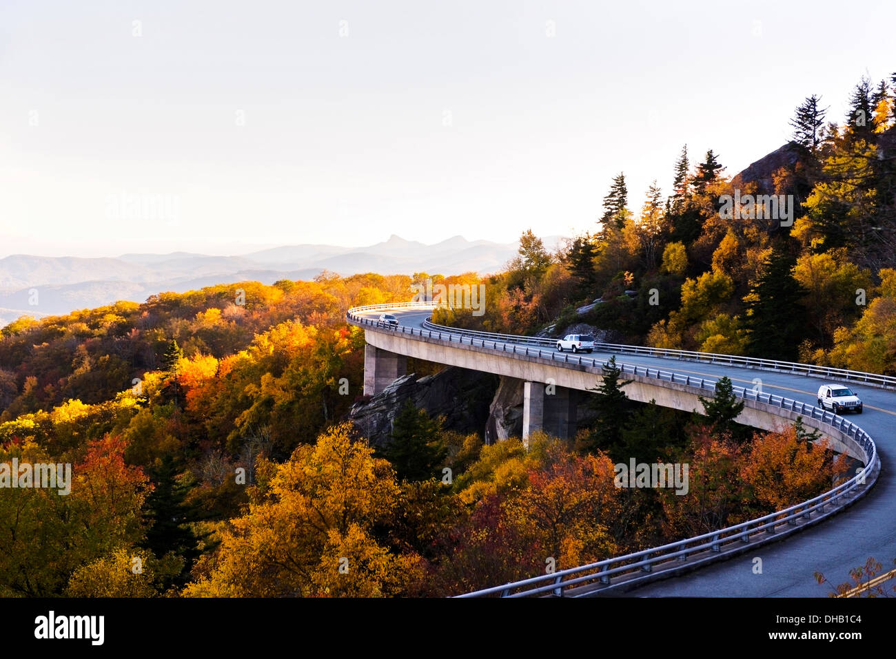 Vivid Autumn foliage colors on the Blue Ridge Parkway, Linn Cove ...