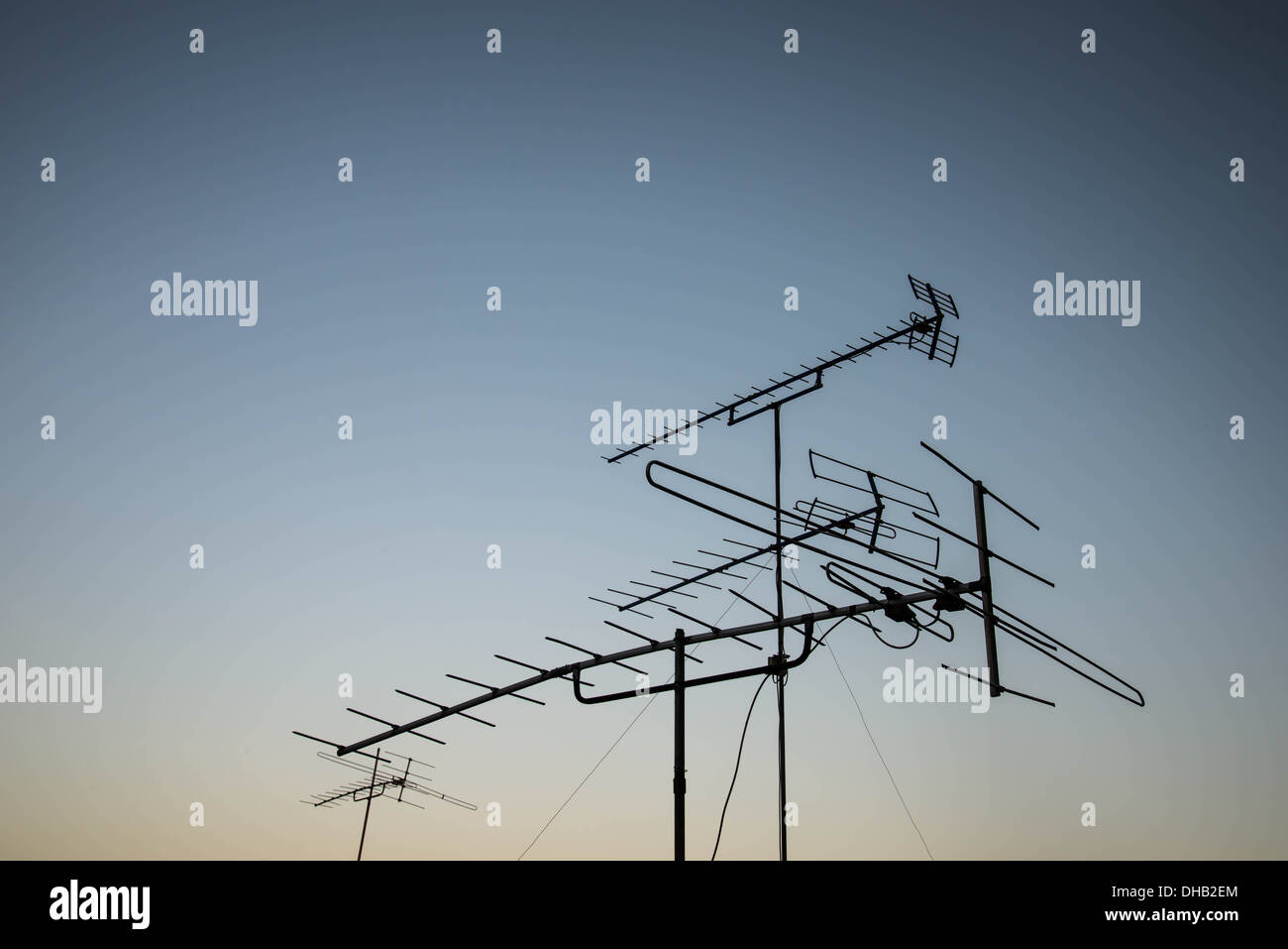 Antenna icon hi-res stock photography and images - Alamy