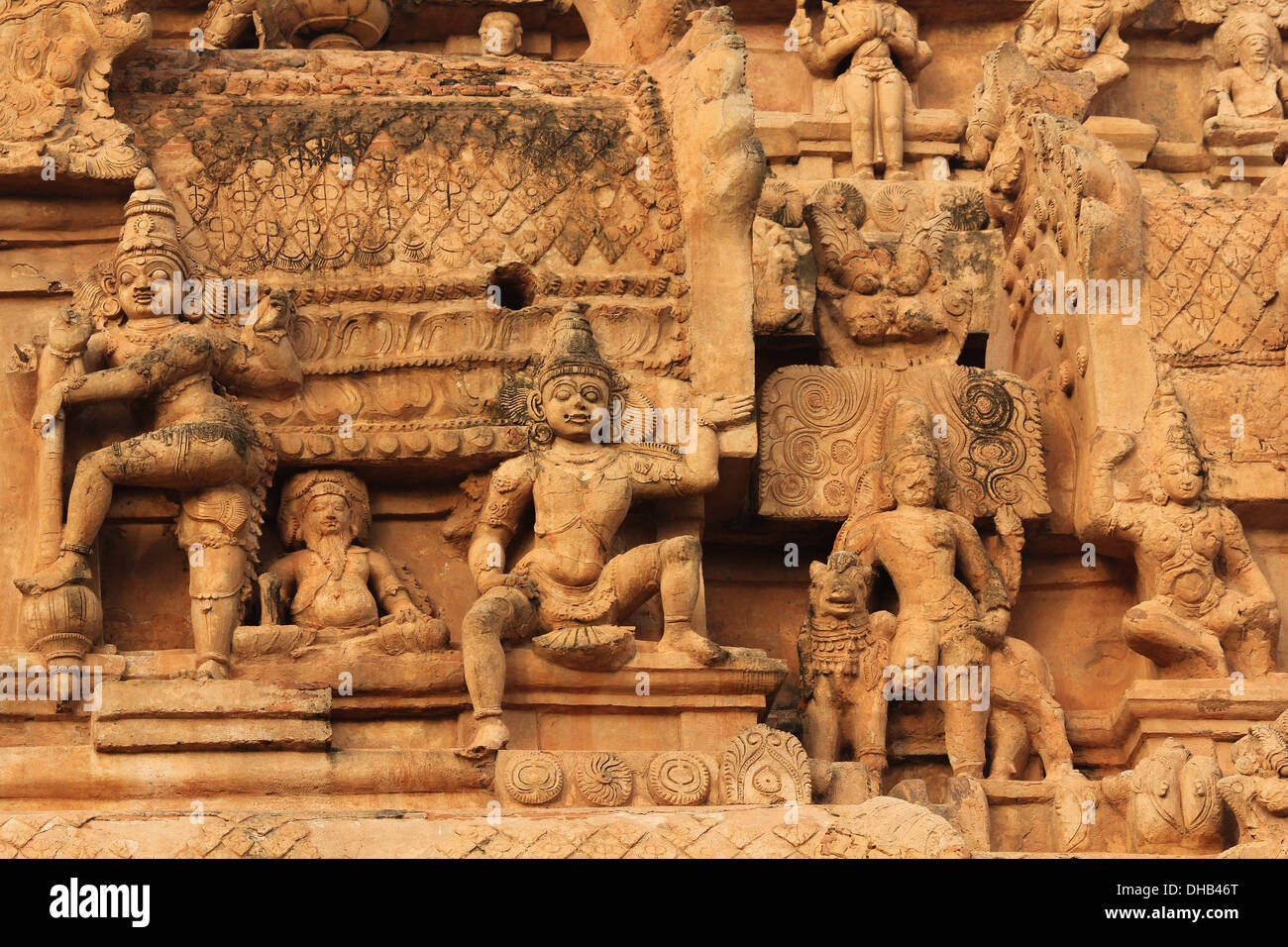 Sculpture art at ancient indian temple Stock Photo - Alamy