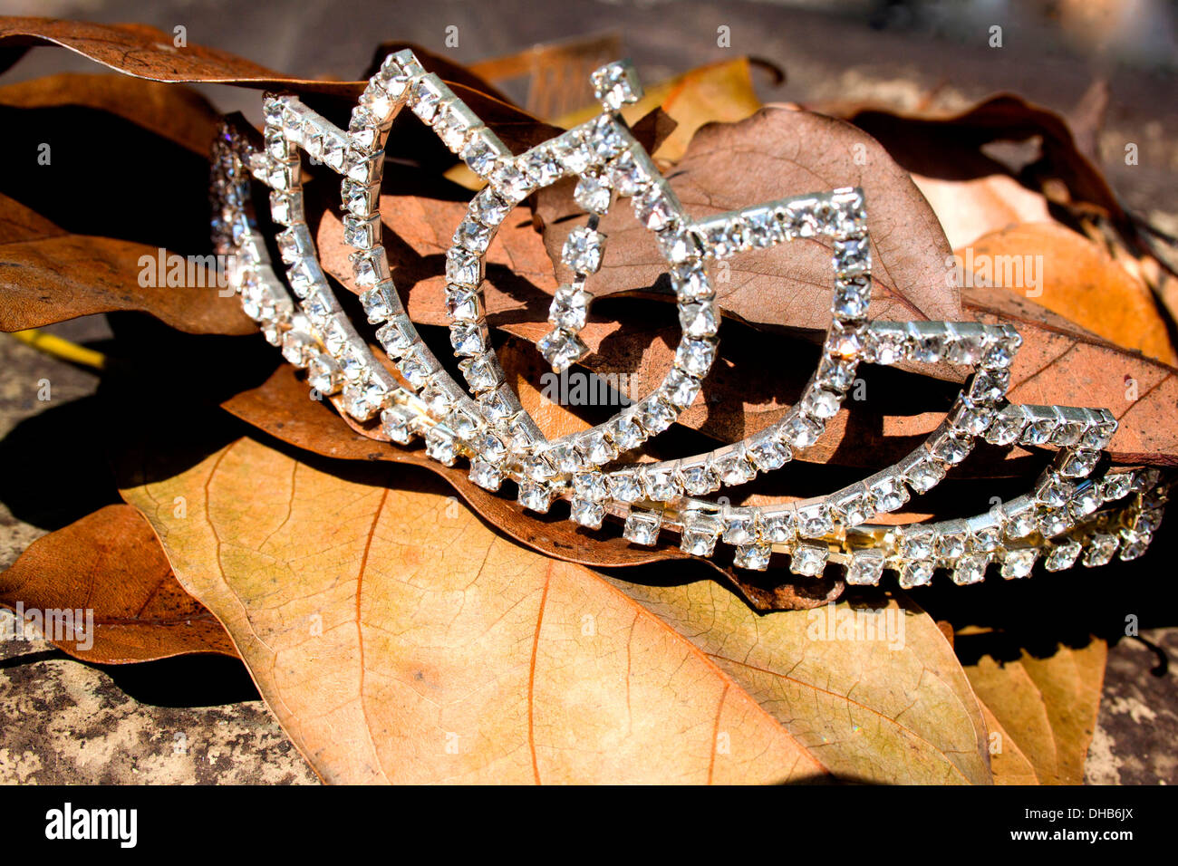 Diamond tiara hi-res stock photography and images - Alamy