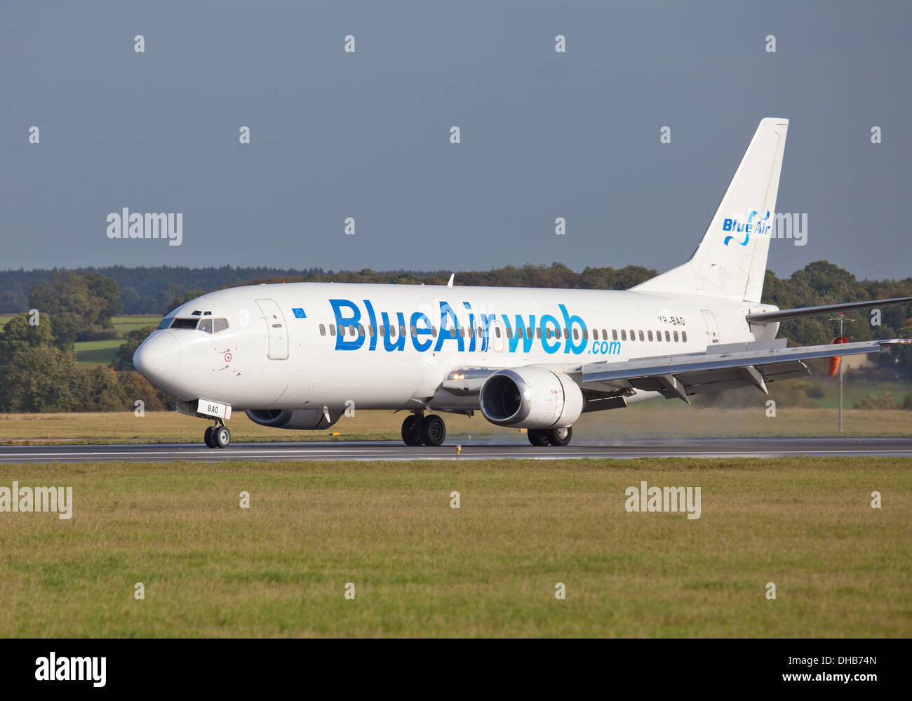 Blueair aircraft hi-res stock photography and images - Alamy