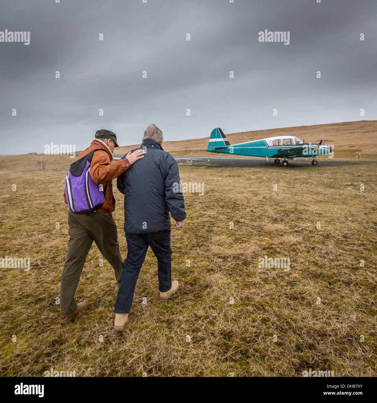 Small friends hi-res stock photography and images - Alamy