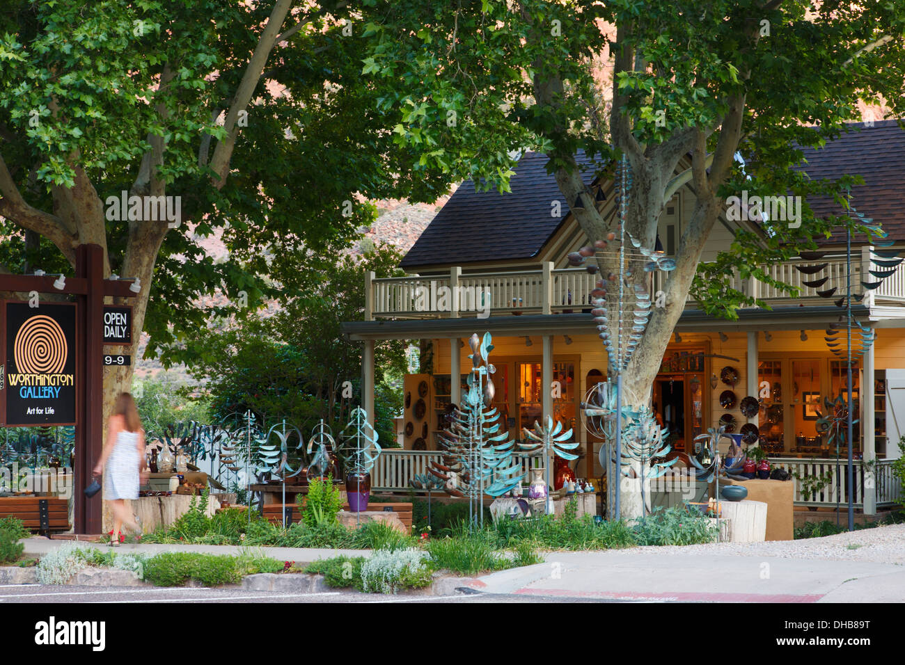Western retail park hi-res stock photography and images - Alamy