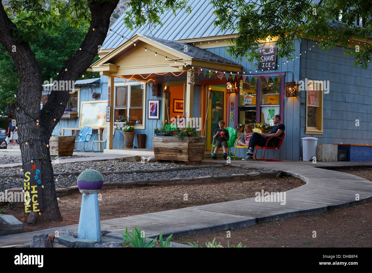 Zion national park gift shop hi-res stock photography and images - Alamy
