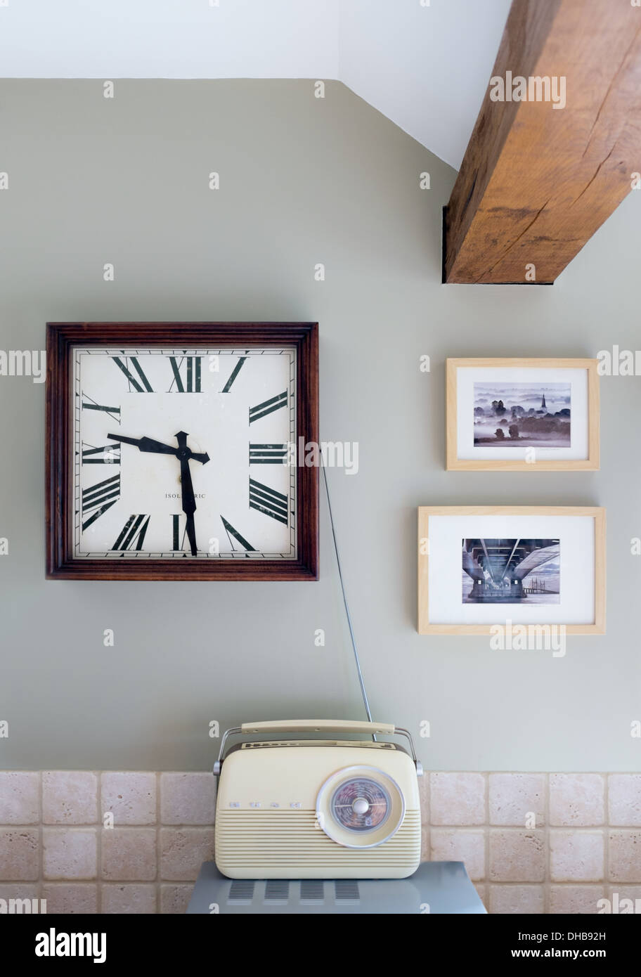 Kitchen clock hi-res stock photography and images - Alamy