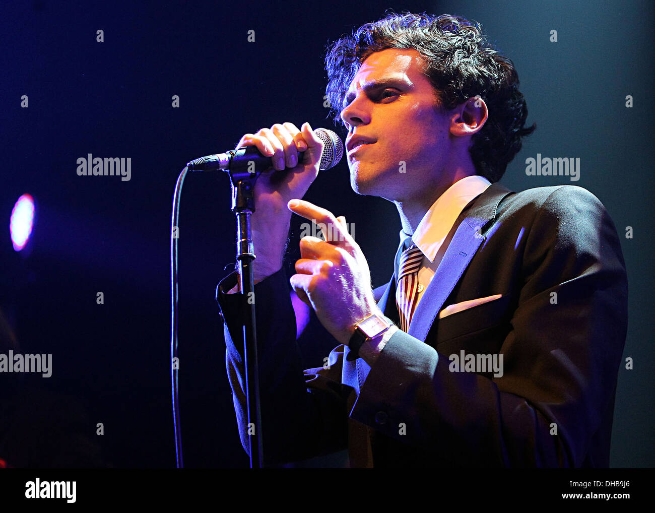 Fink live hi-res stock photography and images - Alamy