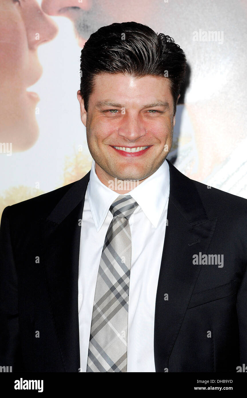 Jay ferguson at premiere of hi-res stock photography and images - Alamy