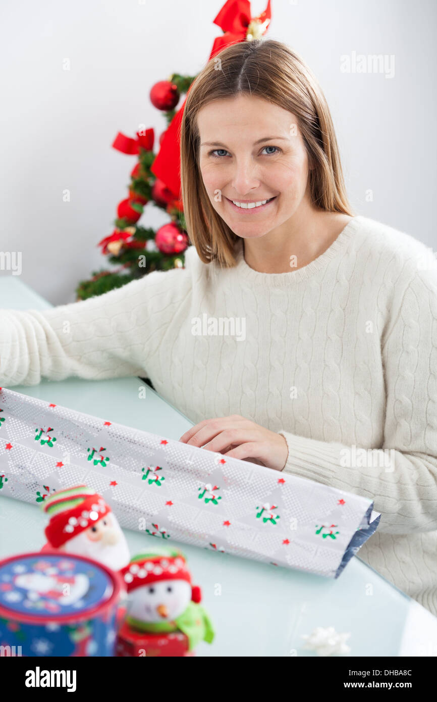 Attractive wrapper hi-res stock photography and images - Alamy