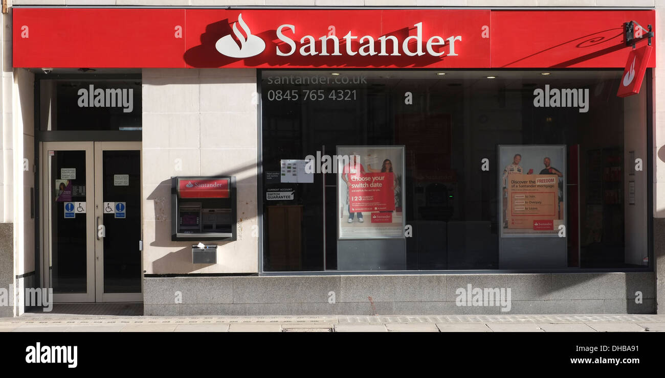 London santander branch hi-res stock photography and images - Alamy
