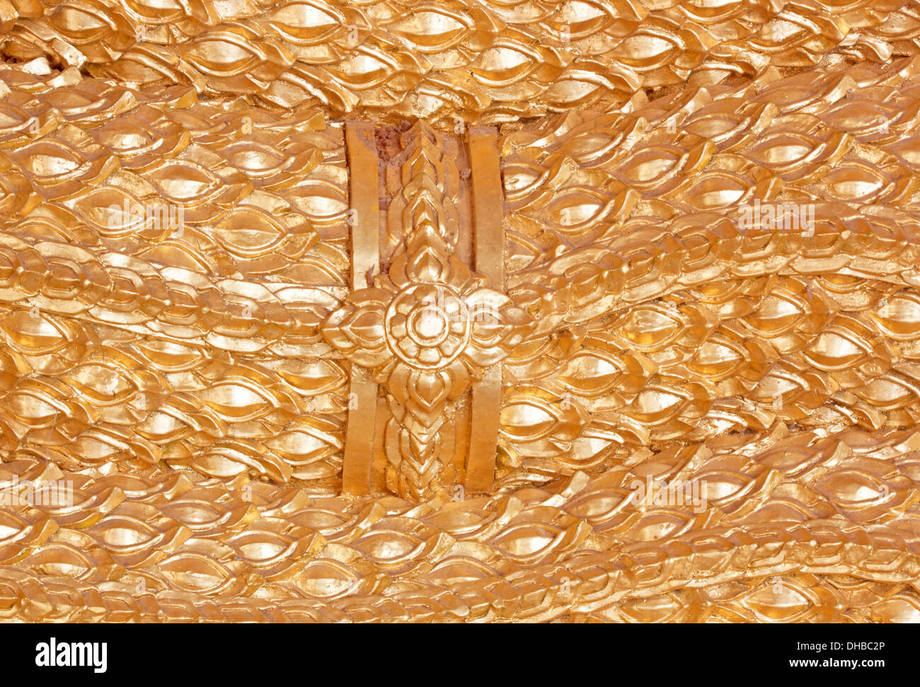 Scales of the dragon statue. Stucco surface of the animal Stock Photo ...