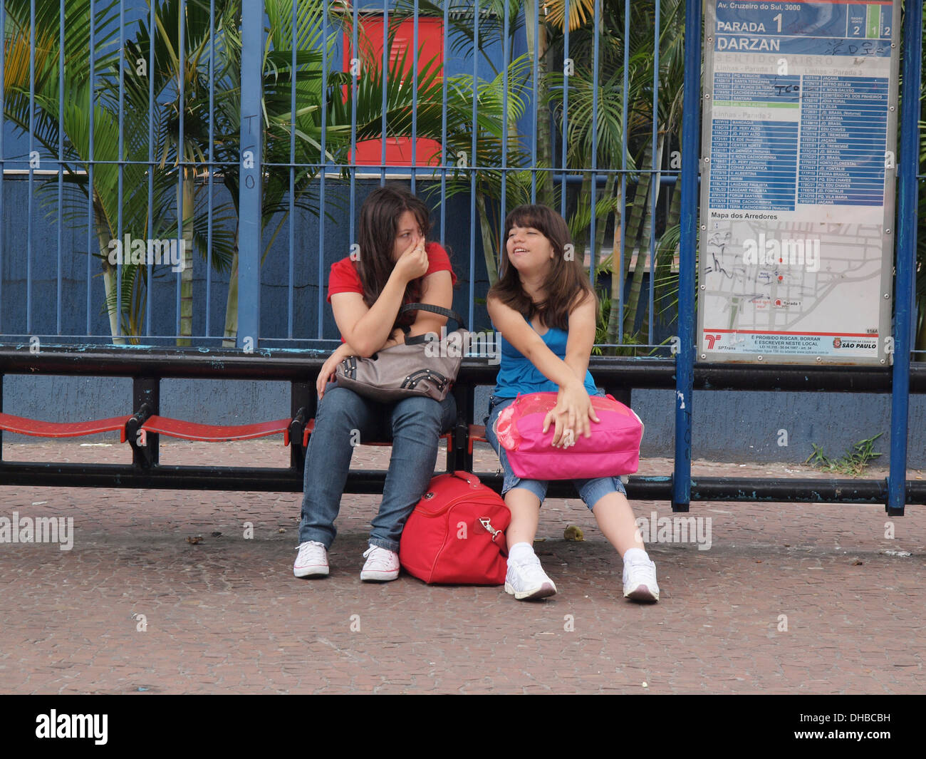 People waiting at a bus stop in city center Sao Paulo Stock Photo - Alamy
