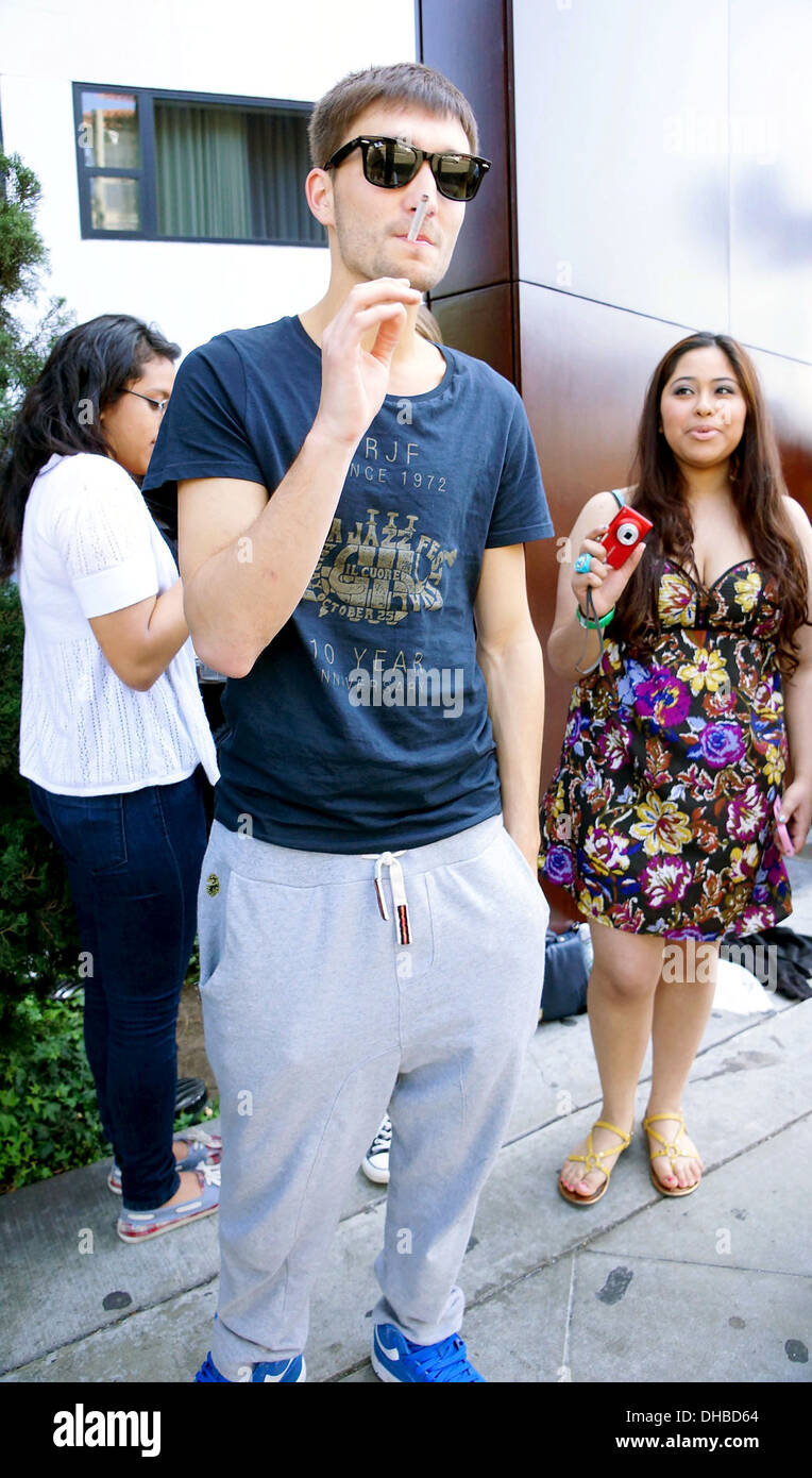 Tom pack hi-res stock photography and images - Alamy