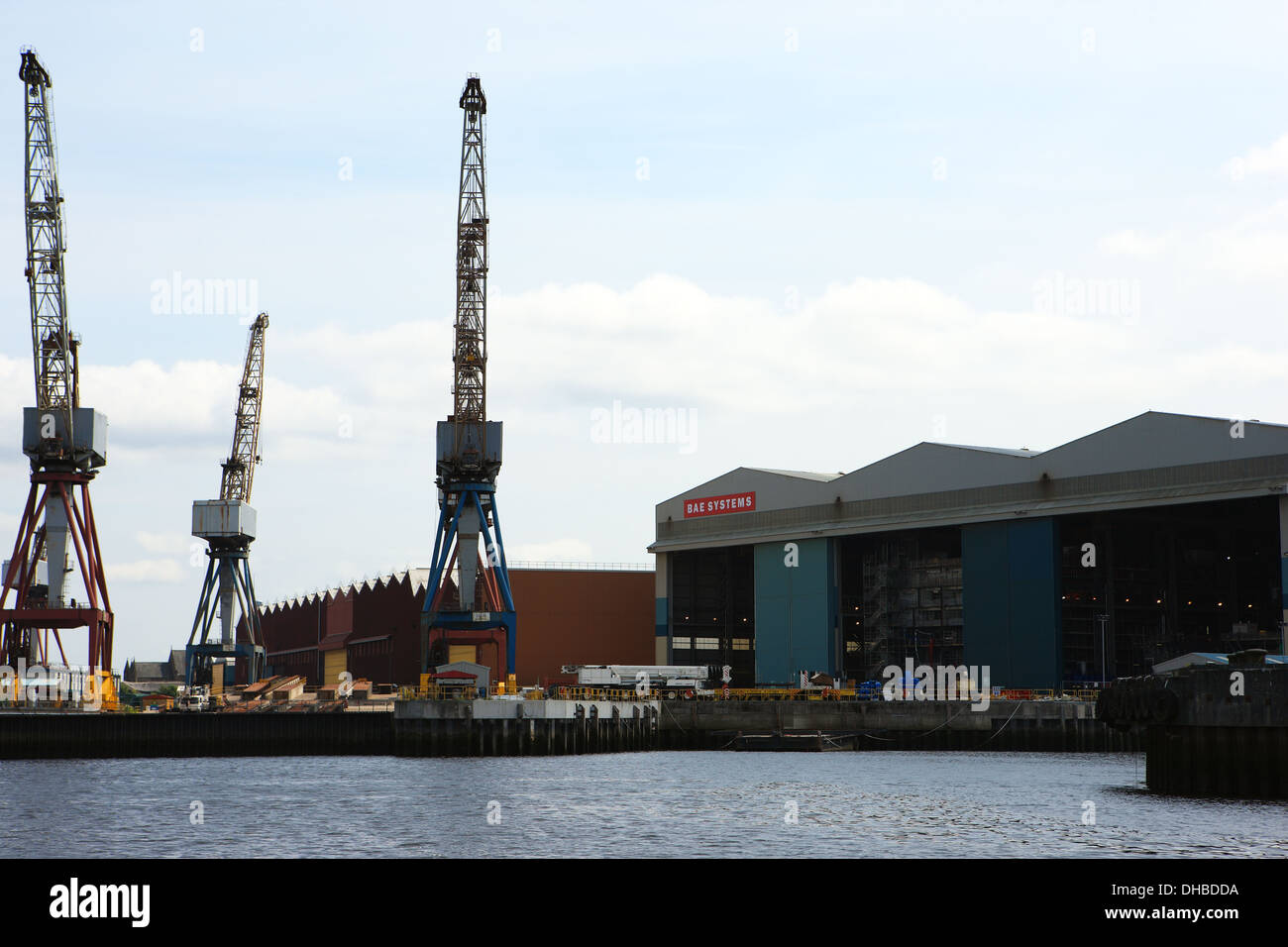BAE Systems on the River Clyde at Govan Stock Photo - Alamy