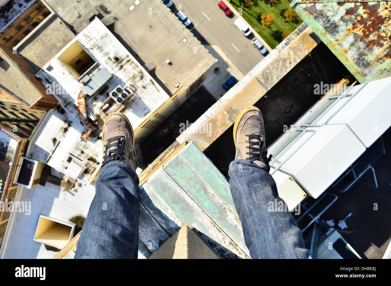 LIFE ON EDGE PHOTO FEET These extreme images have been created via ...