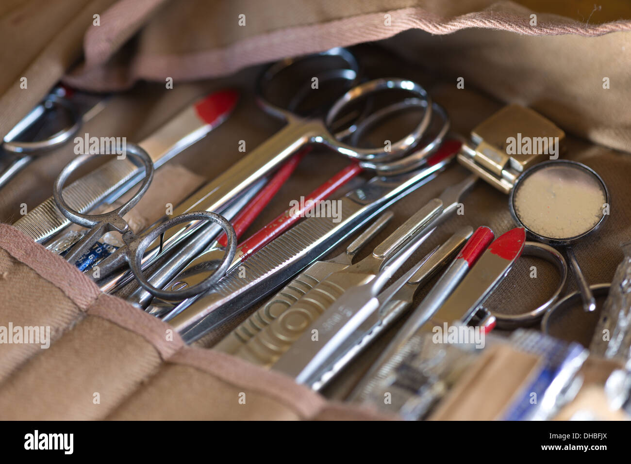Dissecting scissors hi-res stock photography and images - Alamy