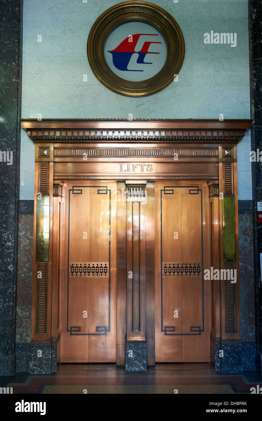 Old lift doors hi-res stock photography and images - Alamy