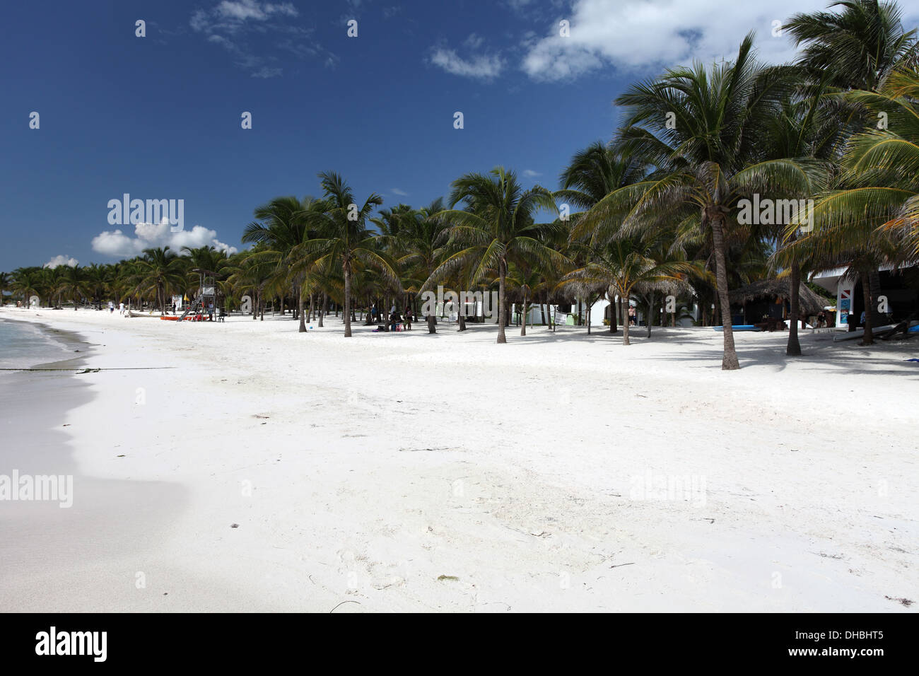 The beautiful white powder sandy beach at Akumal, ancient Mayan word ...