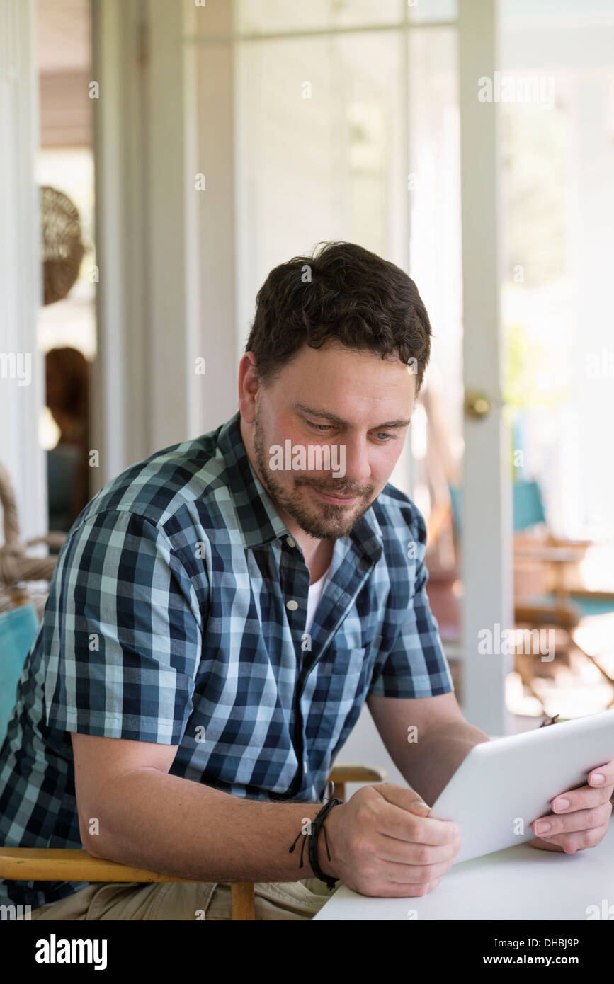 Using senses hi-res stock photography and images - Alamy