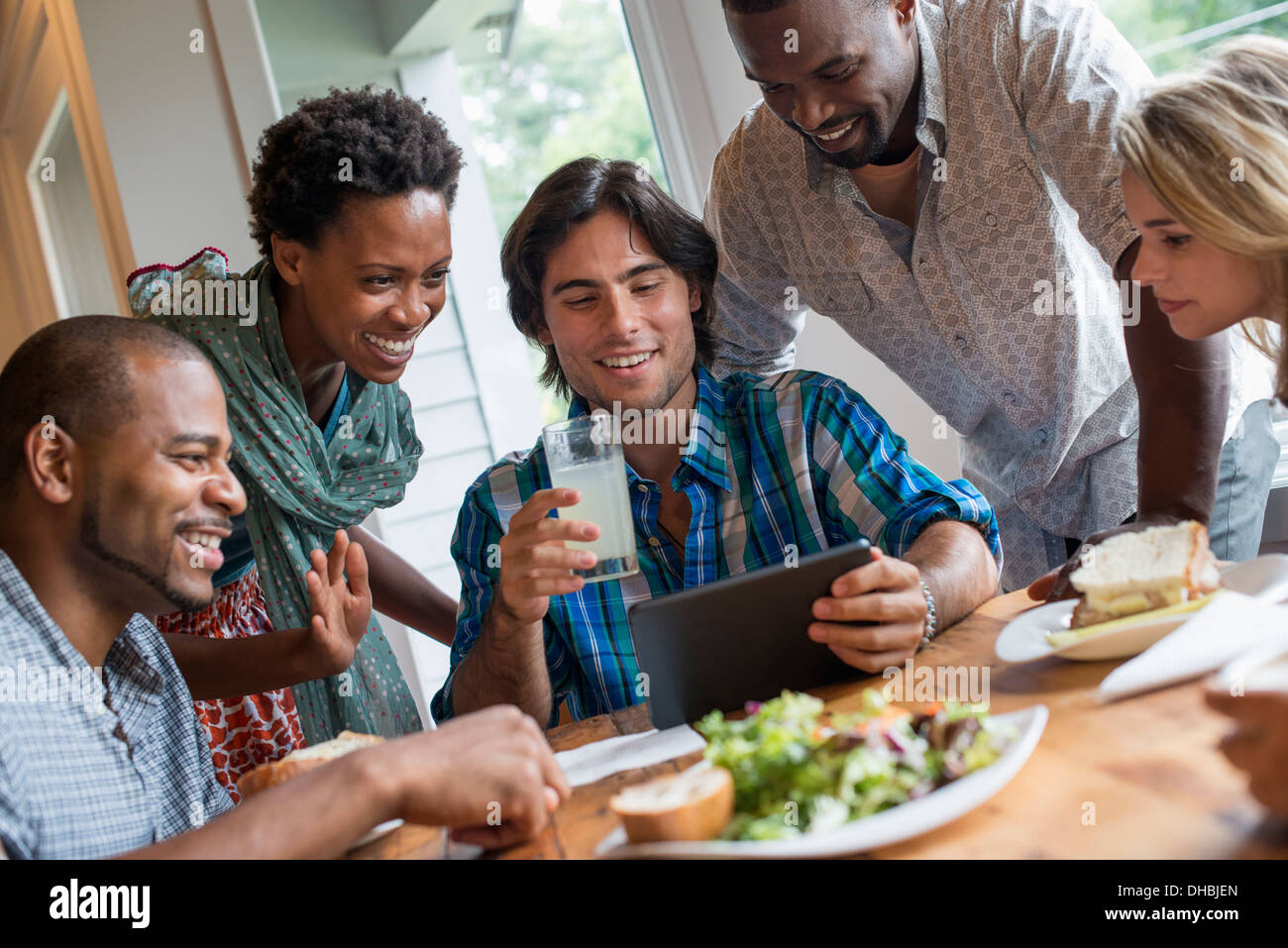 Digital tablets hi-res stock photography and images - Alamy