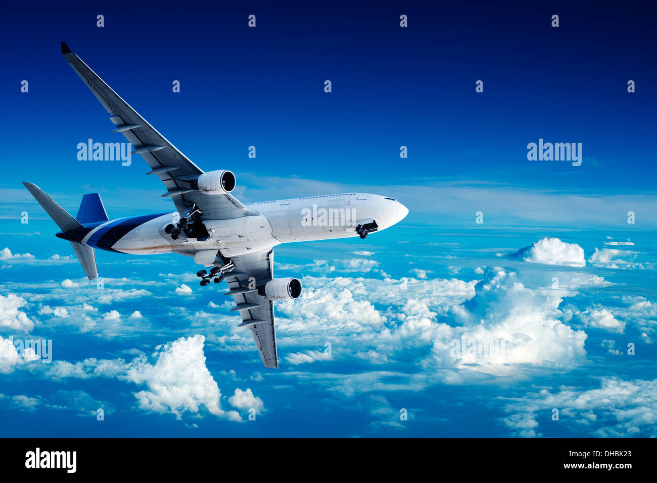 Jet in flight Stock Photo - Alamy