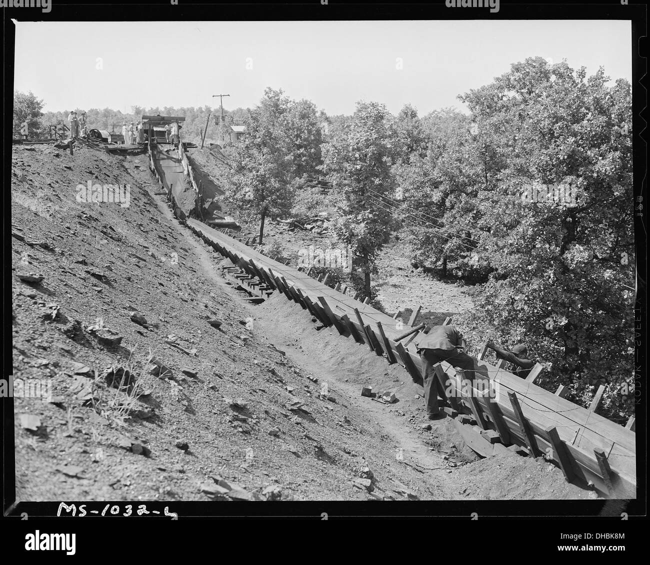 Coal mine mining conveyor Black and White Stock Photos & Images - Alamy