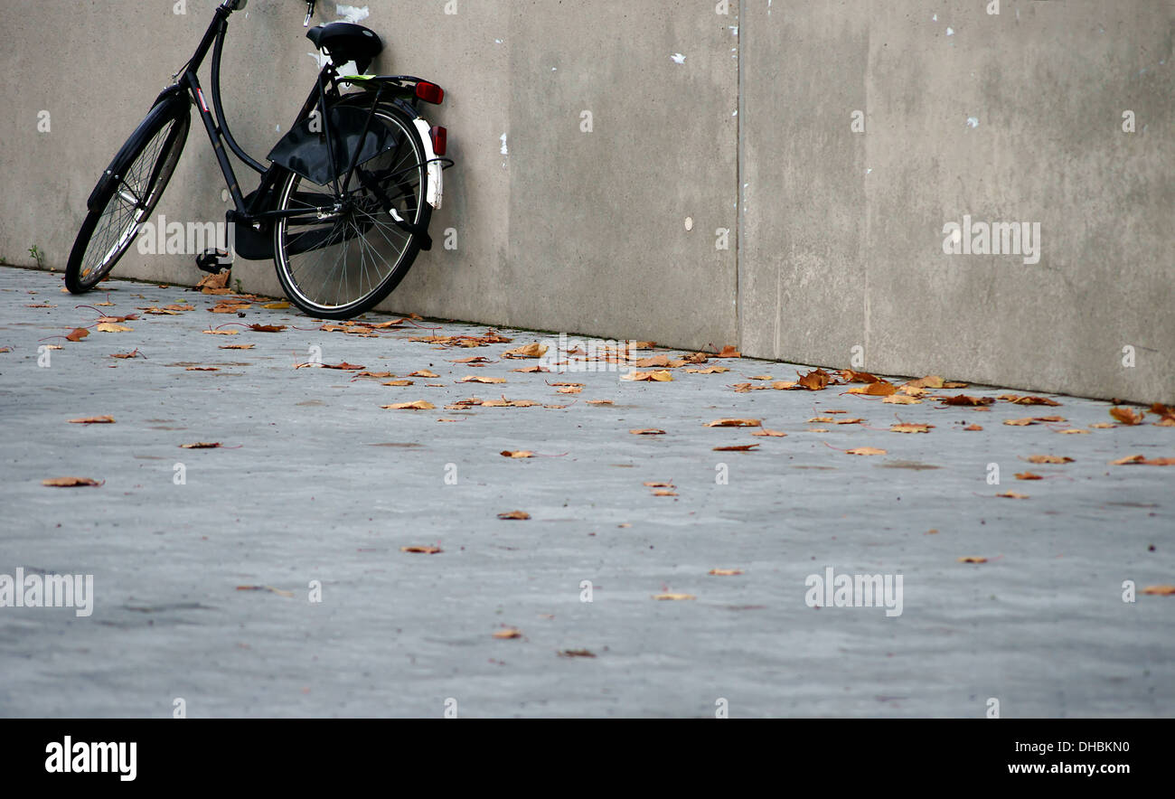 Cycling season hi-res stock photography and images - Alamy