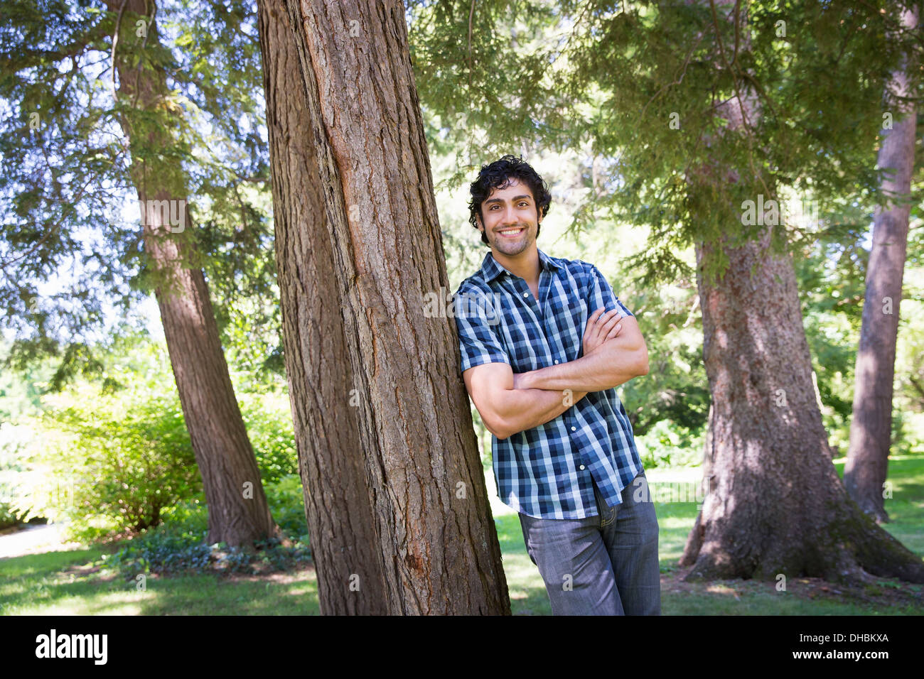Leaning against a tree hi-res stock photography and images - Alamy