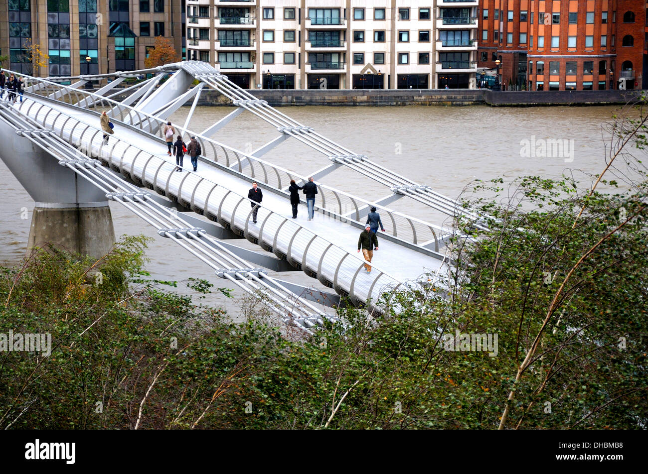 London, England, UK. London Millennium Footbridge (June 2000) steel ...