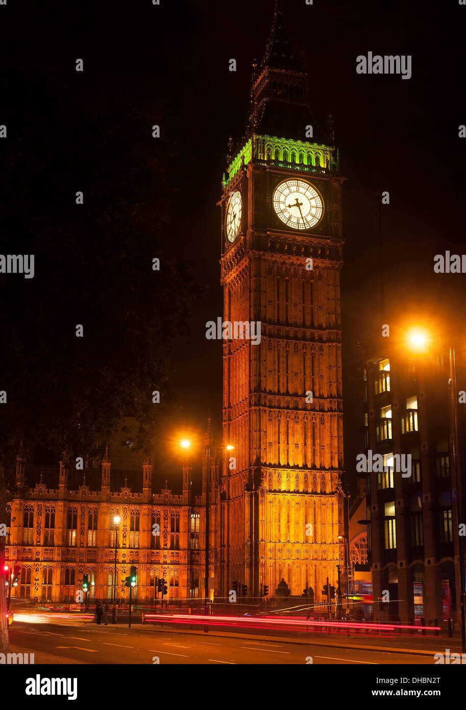 Elizabeth Tower at night, Palace of Westminster, London, England ...