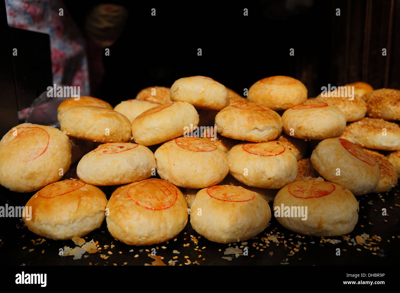 Cakes for sale hi-res stock photography and images - Alamy