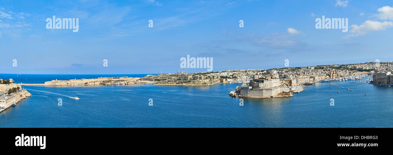 Grand Harbor In Malta Stock Photo - Alamy