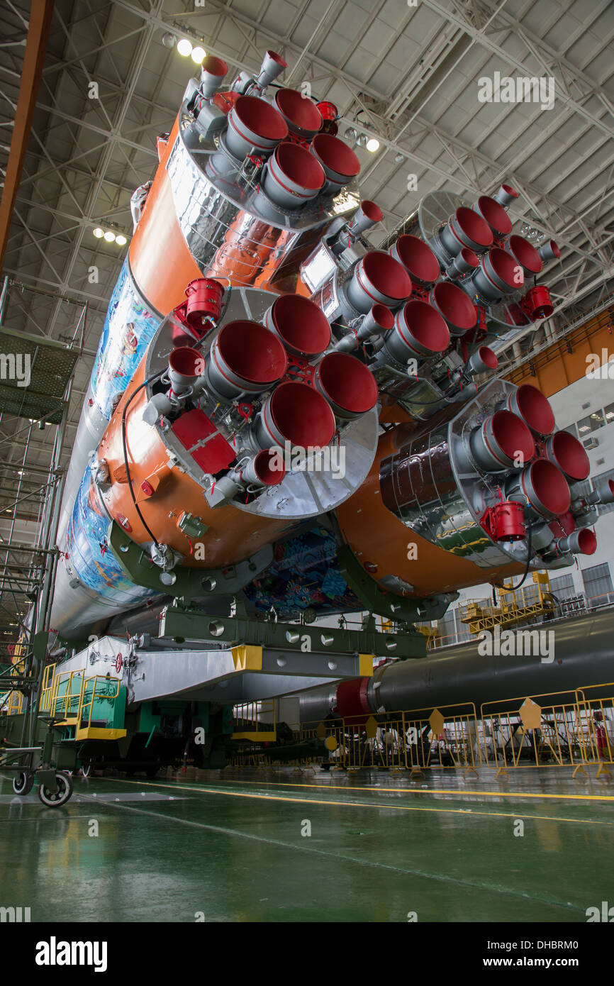Expedition 38 preflight hi-res stock photography and images - Alamy