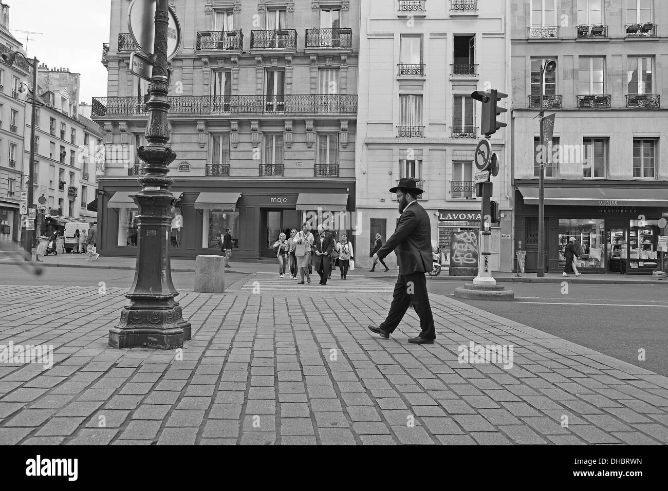 Street crossing man Black and White Stock Photos & Images - Alamy