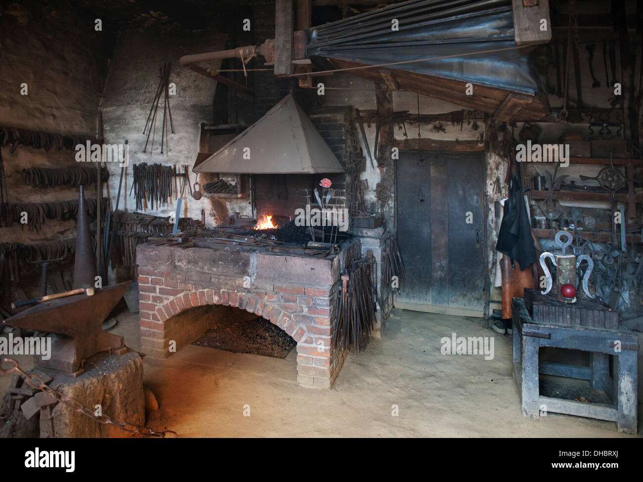 Old forge house hi-res stock photography and images - Alamy