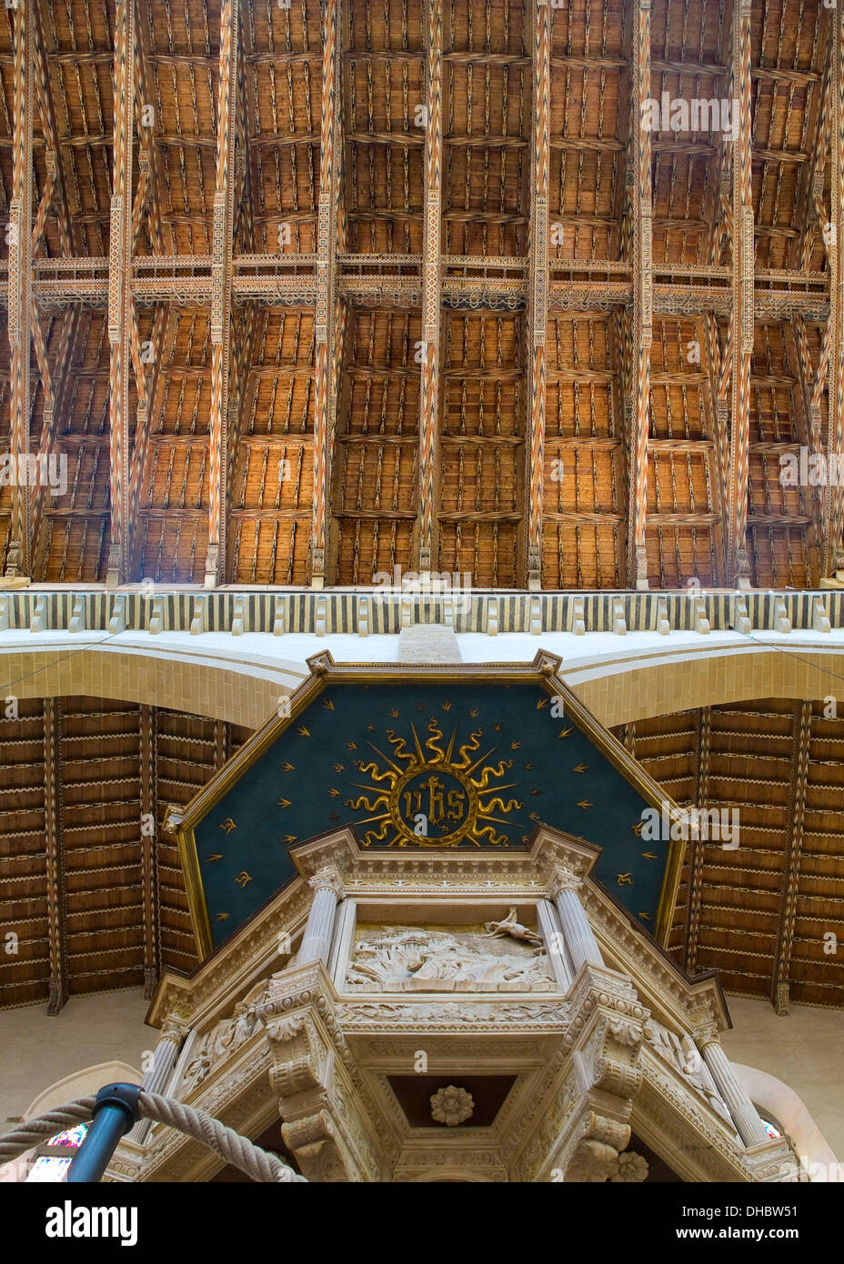 Ceiling and main pulpit of Basilica di Santa Croce. Florence, Italy ...