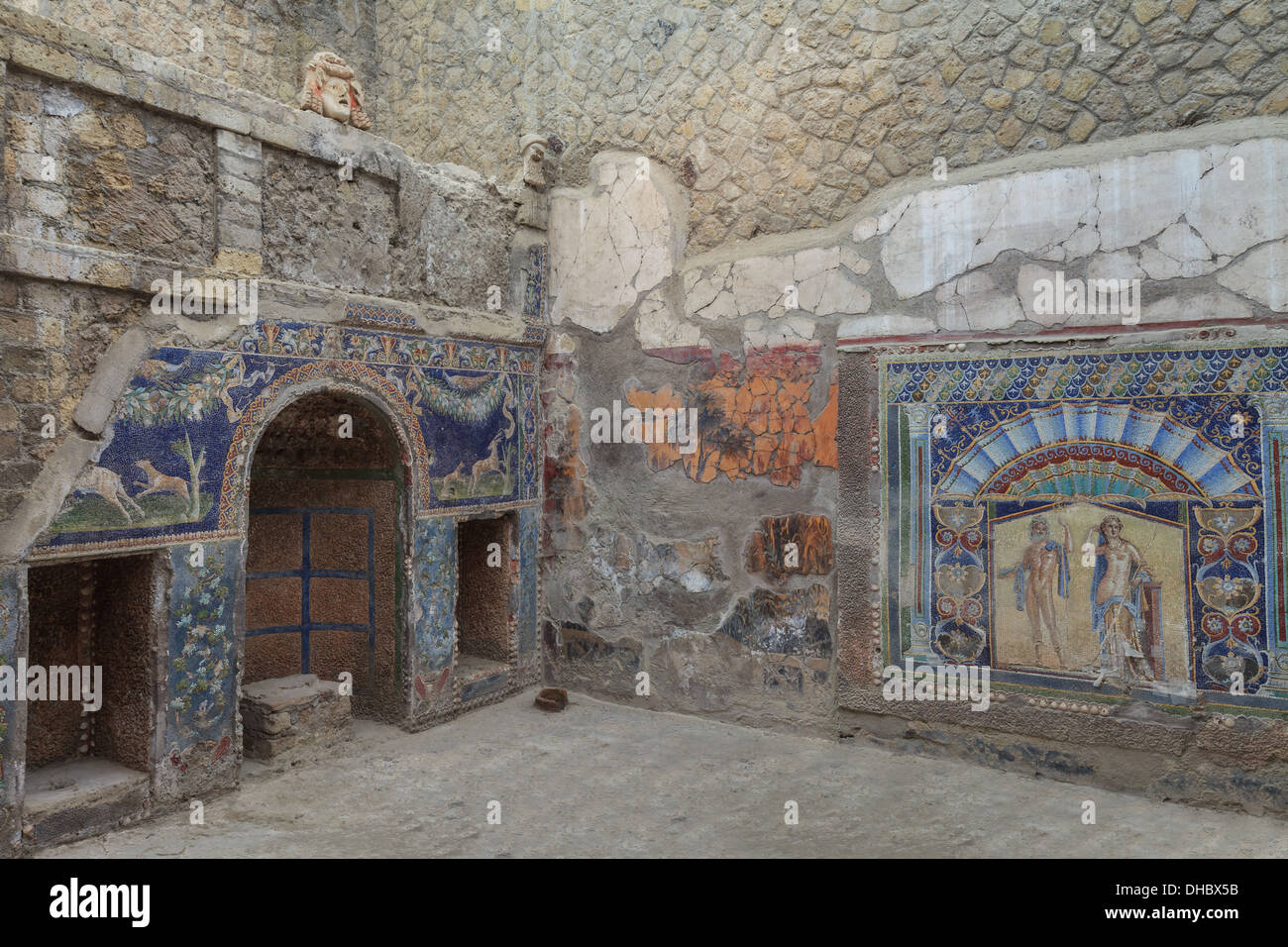 Pompeii and herculaneum hi-res stock photography and images - Alamy