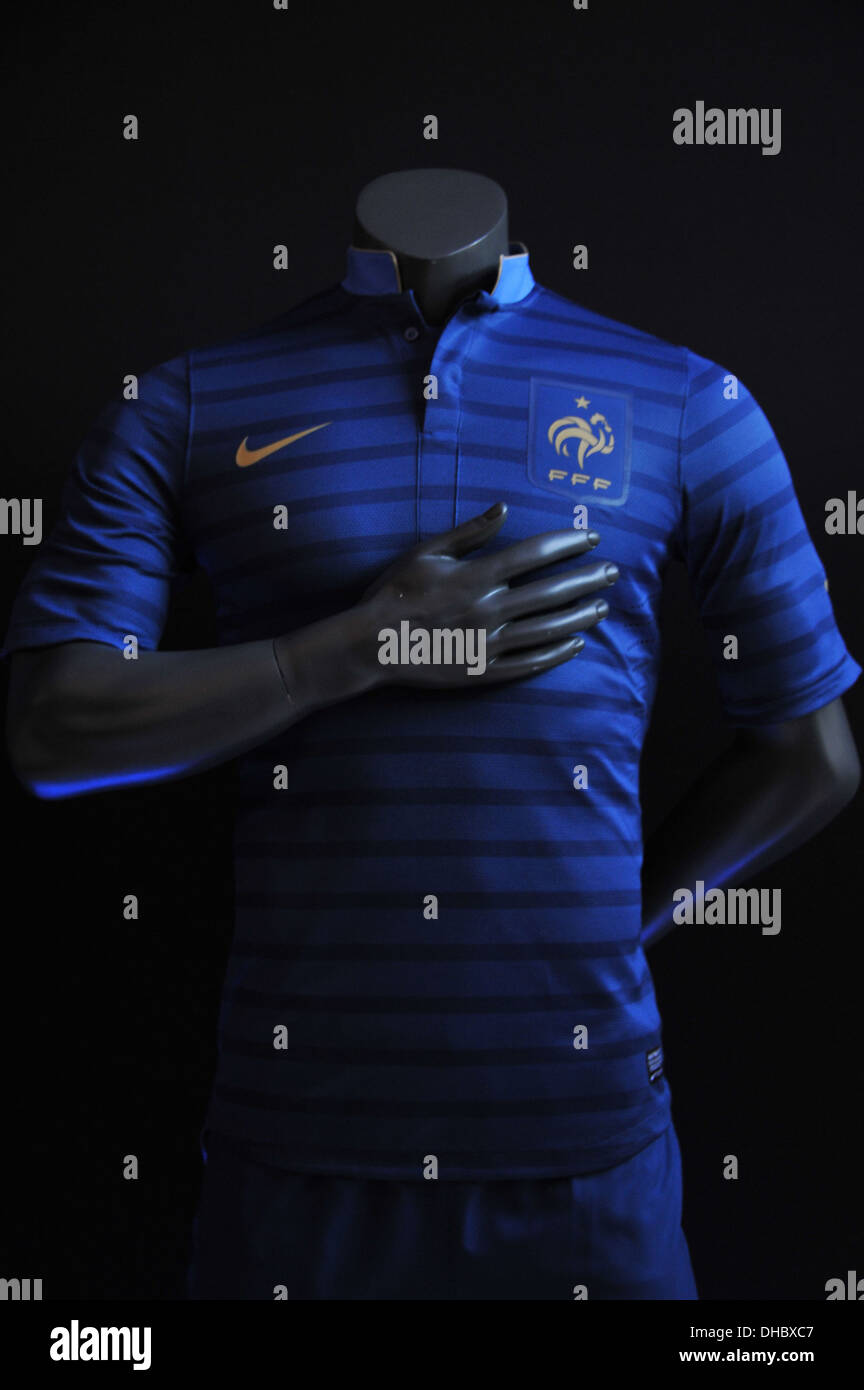 France Nike EURO 2012 Home Kit unveiled To celebrate launch and hour ...