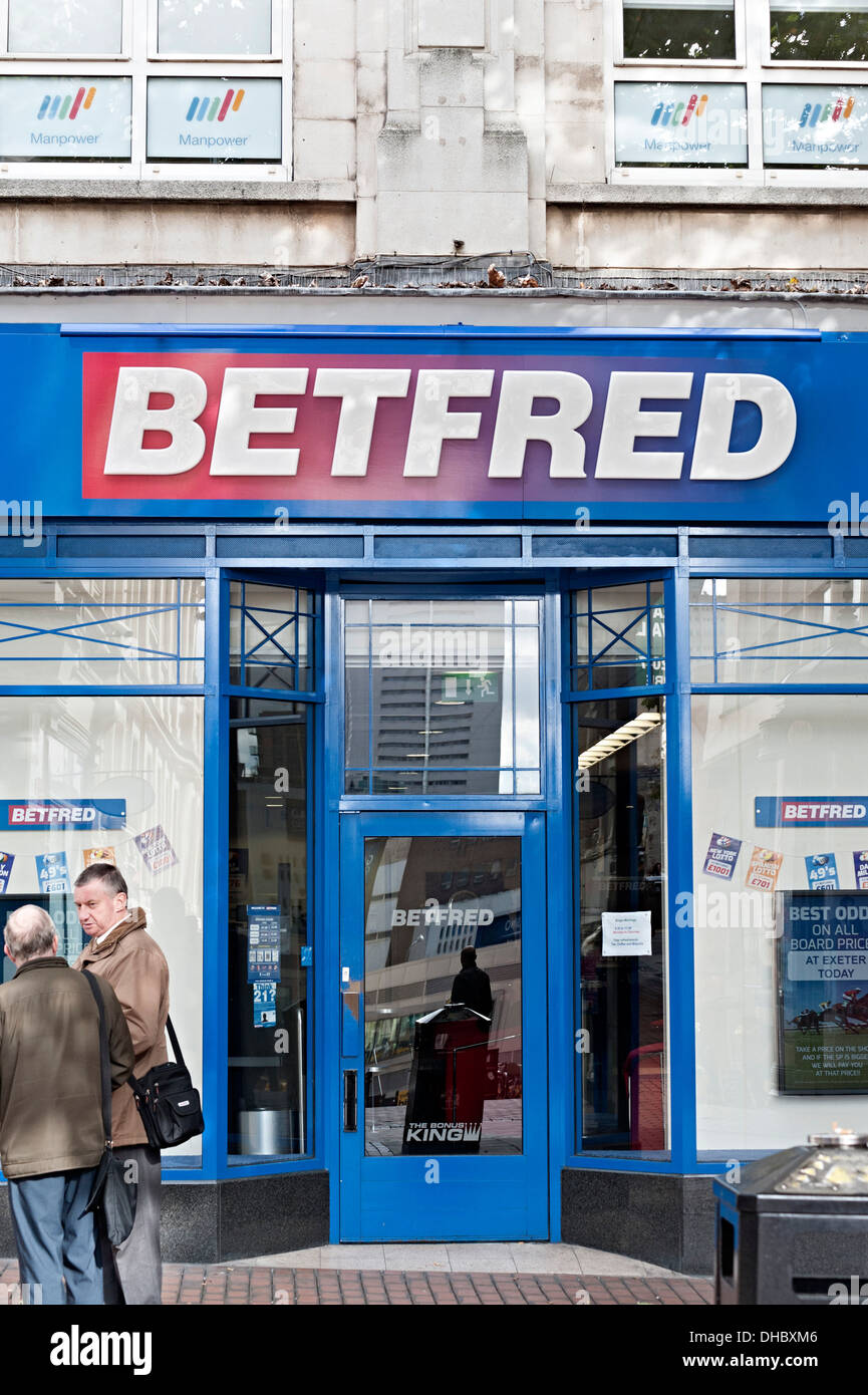 Sports shop birmingham hi-res stock photography and images - Alamy