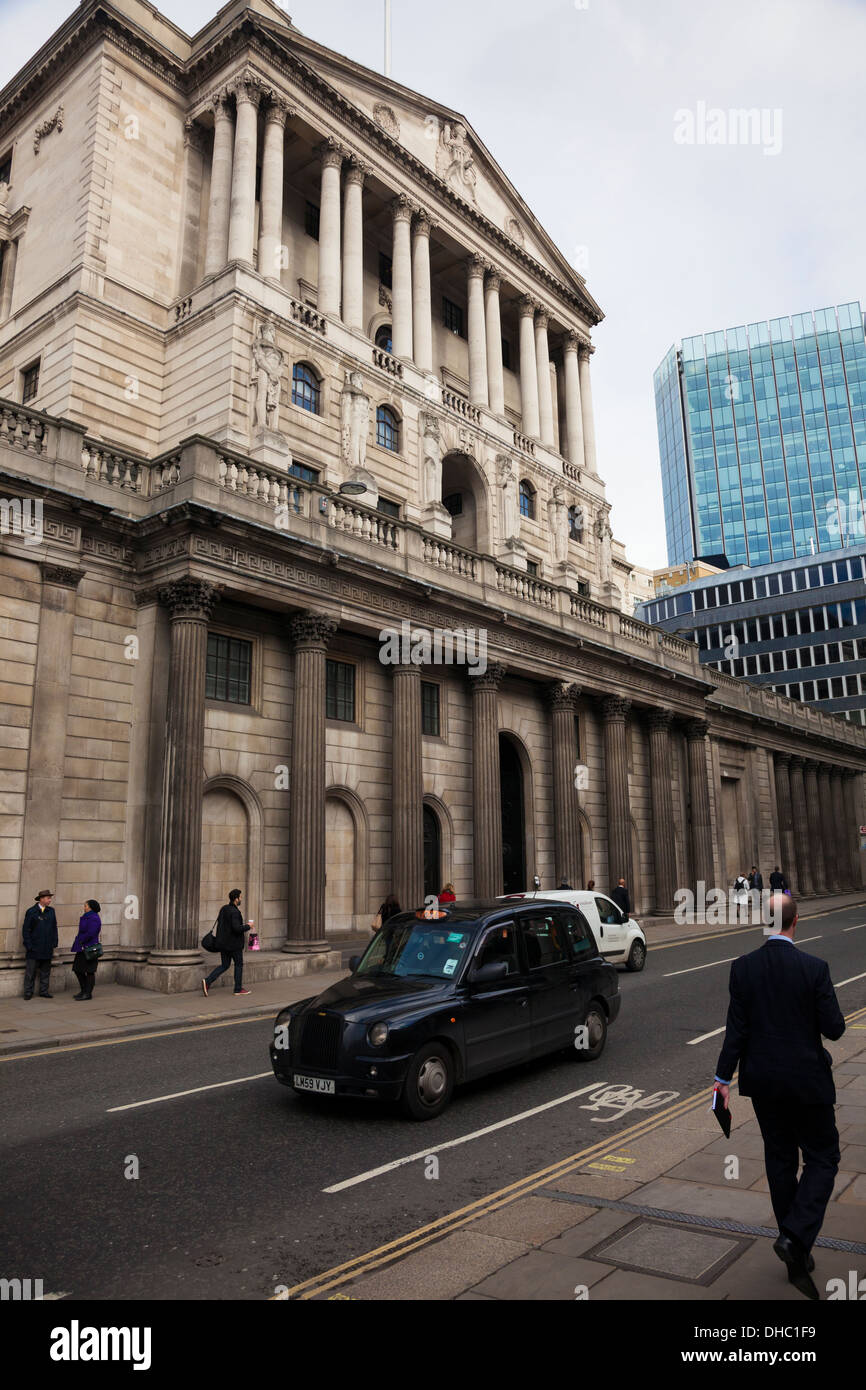 Bank of England, Threadneedle Street, London, UK Stock Photo - Alamy