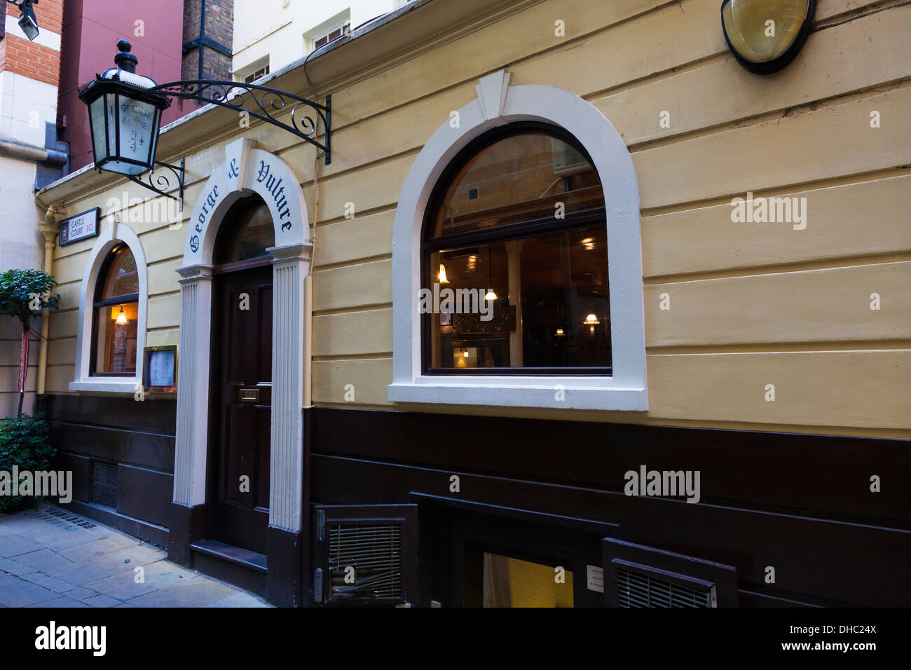 George and Vulture, Castle Court, London, UK Stock Photo - Alamy