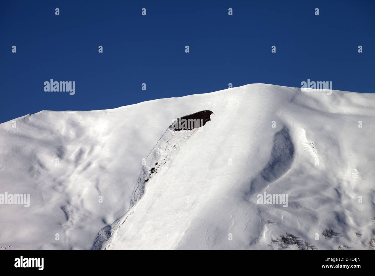 Snow avalanche ski mountain hi-res stock photography and images - Alamy