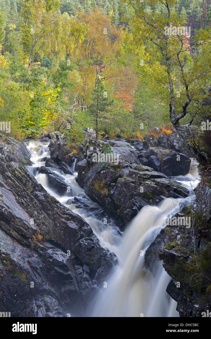 Rogie falls autumn waterfall hi-res stock photography and images - Alamy