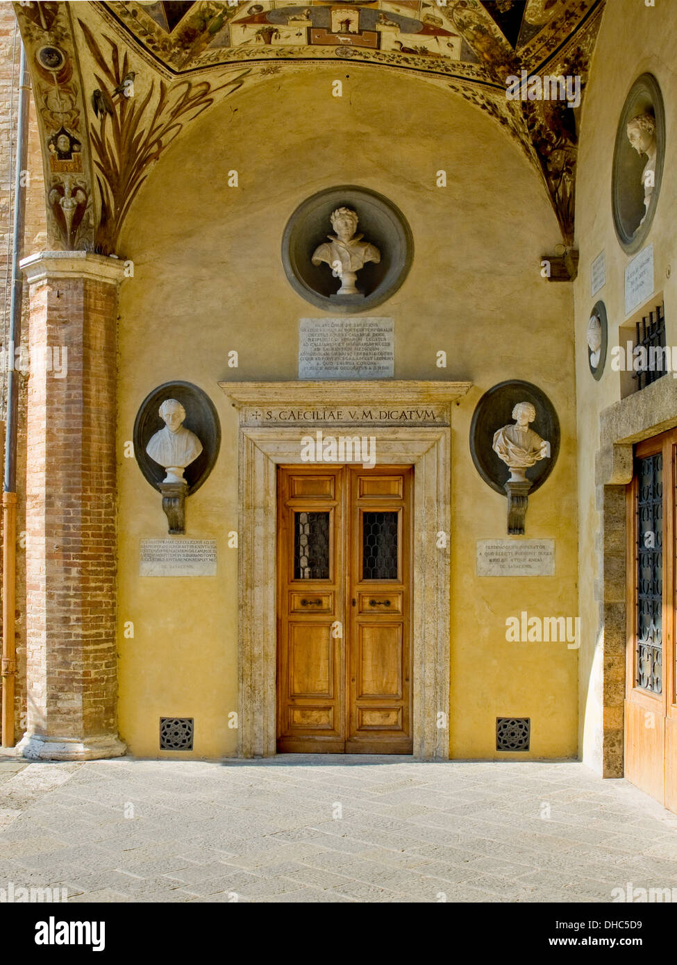 Renaissance door in the gallery of Palazzo Piccolomini e delle Papesse ...